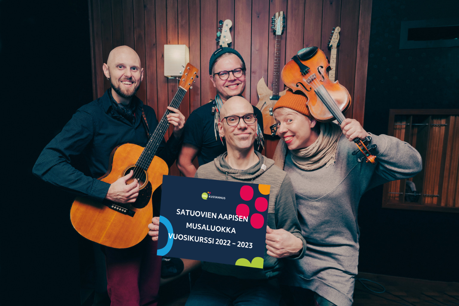 Satuovien aapinen ja lukukirja - Edukustannus